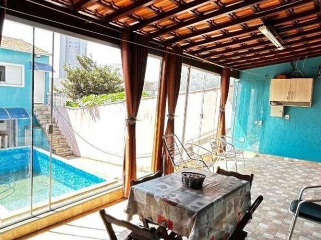 Sobrado com 4 dormitórios à venda, 401 m² por R$ 800.000,00 Vila Luzita Santo André/SP