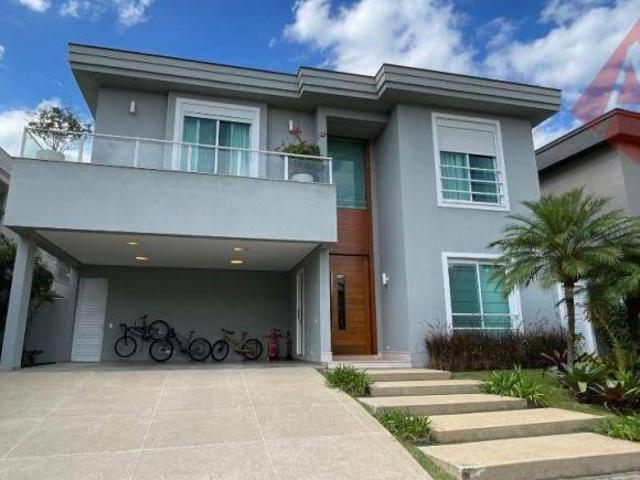 Sobrado com 4 dormitórios à venda, 411 m² por R$ 5.900.000,00 Tamboré 10 Santana de Parnaíba/SP