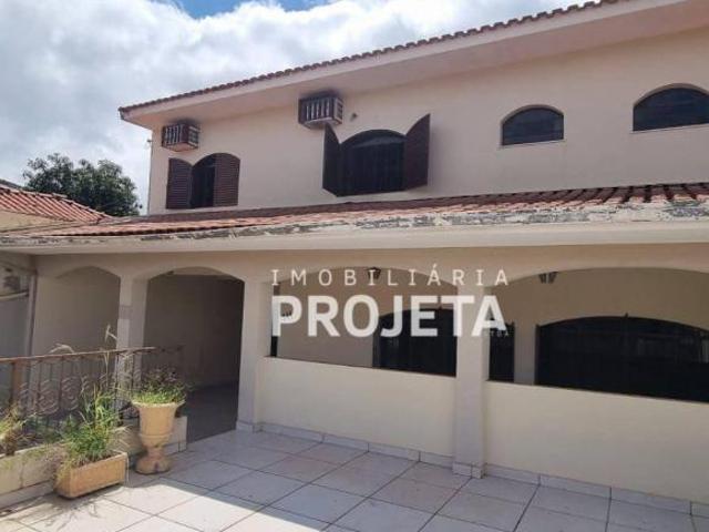 Sobrado com 4 dormitórios à venda, 426 m² por R$ 1.000.000,00 Jardim Aviação Presidente Prudente