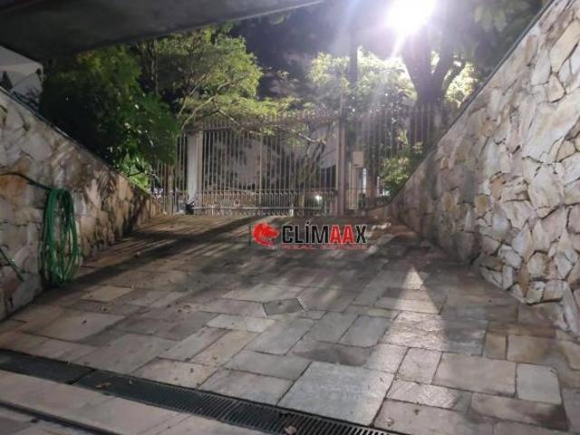 Sobrado com 4 dormitórios à venda, 426 m² por R$ 4.500.000 Boaçava São Paulo/SP