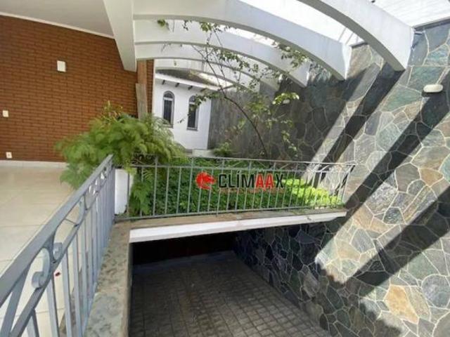 Sobrado em Alto da Lapa com 444m² de área construída e 502m² de terreno Zona Oeste SP
