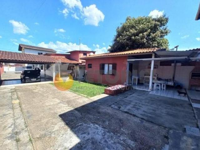 Sobrado com 4 dormitórios à venda, 458 m² por R$ 1.350.000,00 Centro Caraguatatuba/SP