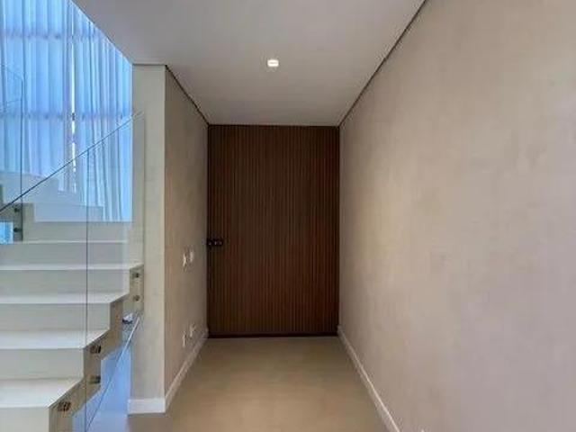 Sobrado com 4 dormitórios à venda, 450 m² por R$ 4.950.000,00 Condomínio Alpha