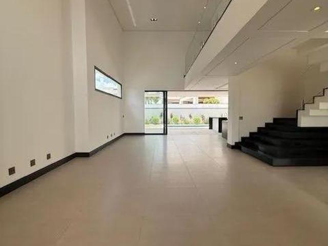 Sobrado com 4 dormitórios à venda, 453m² por R$ 3.800.000,00 Condomínio Alphav