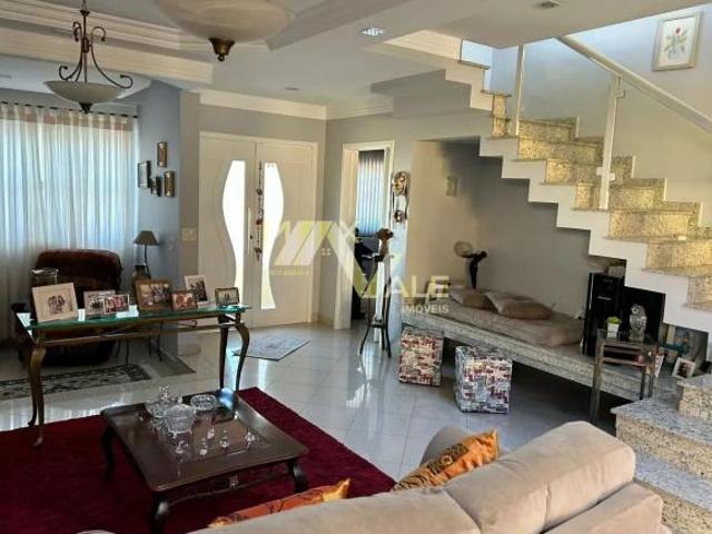 Sobrado com 4 dormitórios à venda, 493 m² por R$ 1.700.000 Jardim Altos de Santana I Jacareí/SP