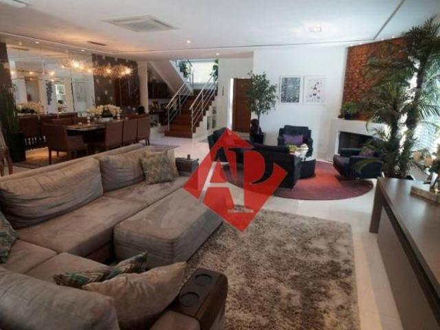 Sobrado com 4 dormitórios à venda, 510 m² por R$ 4.800.000,00 Alphaville 04 Santana de Parnaíba/