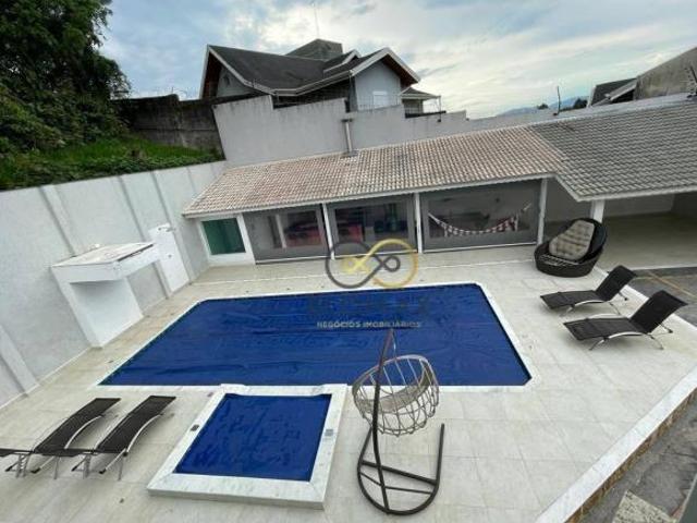 Sobrado com 4 dormitórios à venda, 550 m² por R$ 4.850.000,00 Caputera Arujá/SP