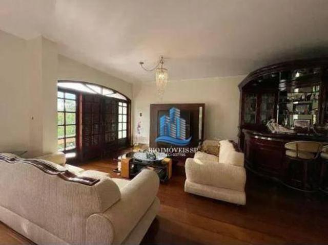 Sobrado com 4 dormitórios à venda, 560 m² por R$ 2.500.000,00 Jardim São Caetano São Caetano do