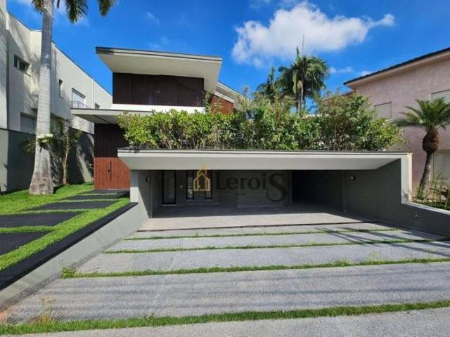 Sobrado com 4 dormitórios à venda, 598 m² por R$ 8.900.000,00 Alphaville Residencial Zero Baruer