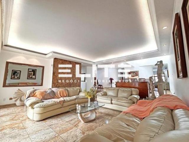 Sobrado com 4 dormitórios à venda, 613 m² Vila Pires Santo André/SP