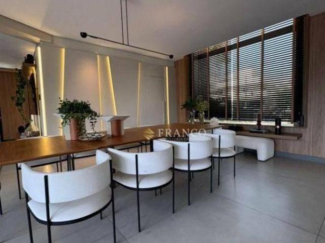 Sobrado com 4 dormitórios à venda, 640 m² por R$ 10.000.000,00 Jardim das Nações Taubaté/SP