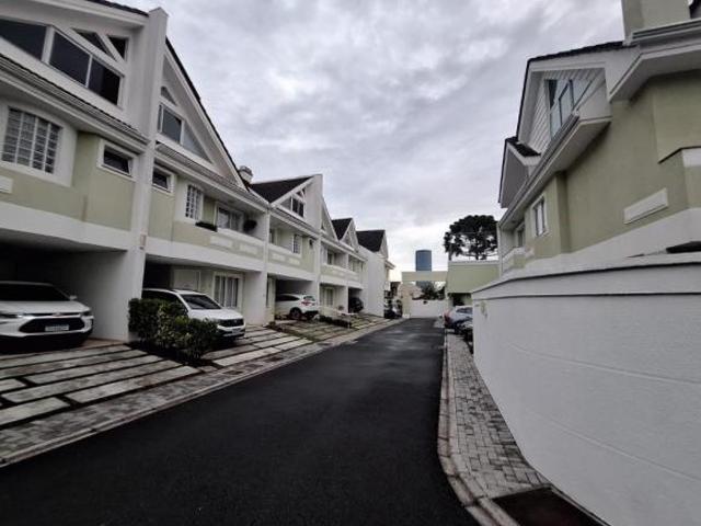 SOBRADO com 4 dormitórios à venda com 189m² por R$ 1.279.000,00 no bairro Jardim das Américas CURI