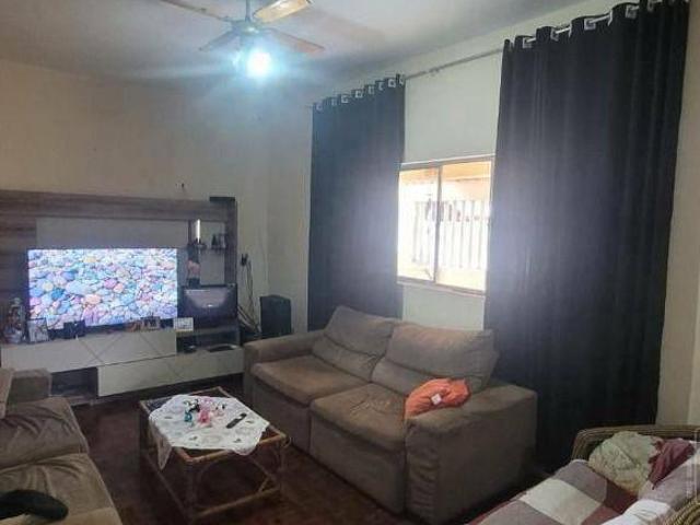 Sobrado com 4 dormitórios à venda Maracanã Praia Grande/SP
