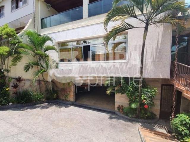 Sobrado com 4 dormitórios à venda no Jardim França!