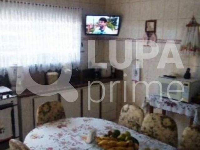 Sobrado com 4 dormitórios á venda no Tremembé