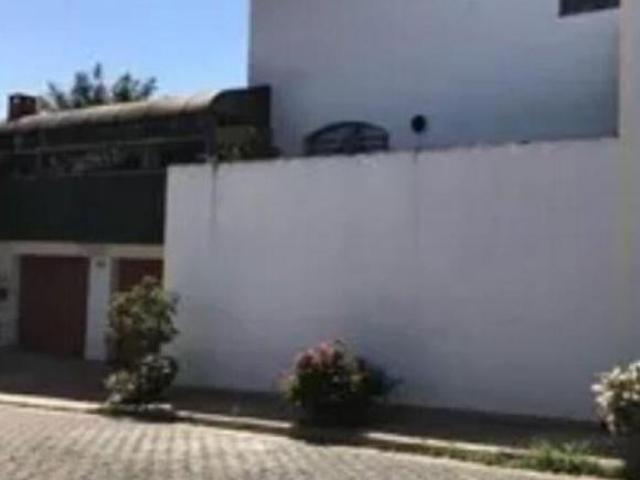 Sobrado com 4 dormitórios à venda Vila Galvão Guarulhos/SP