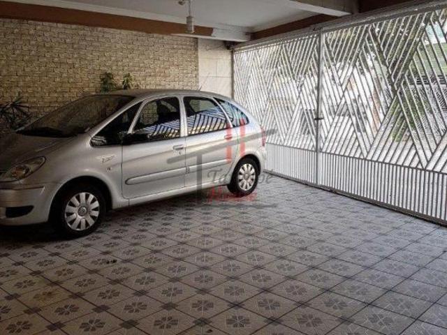 Sobrado com 4 dormitórios e 3 vagas