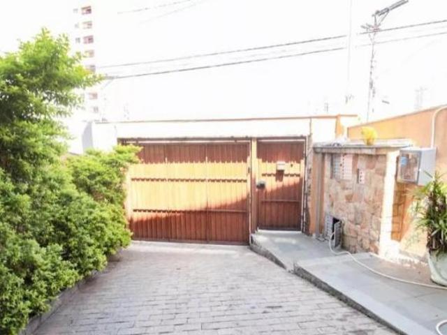 Sobrado com 4 dormitórios e 3 vagas de garagem, à venda na Agua Fria