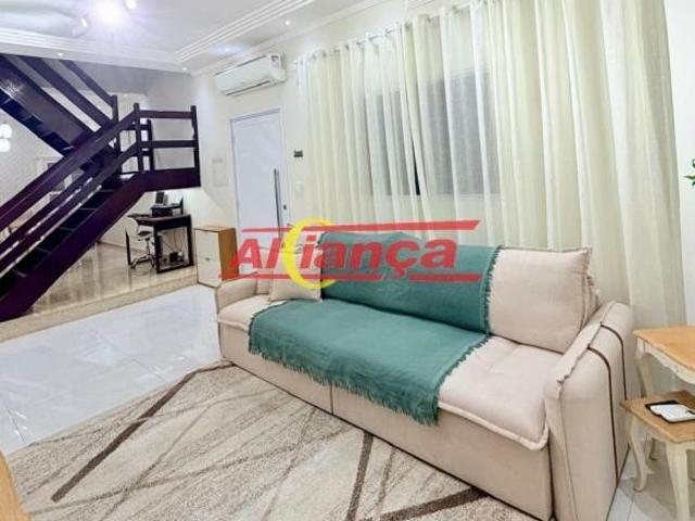 Sobrado com 4 dormitórios e 2 vagas a venda 142m² | Jardim Bom Clima Guarulhos