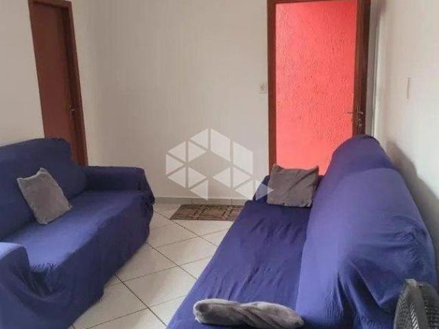 Sobrado com 4 dormitórios e 2 vagas na Água Fria