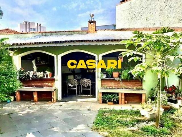 Sobrado com 4 dormitórios e 460 m² à venda no Campestre – Santo André/SP