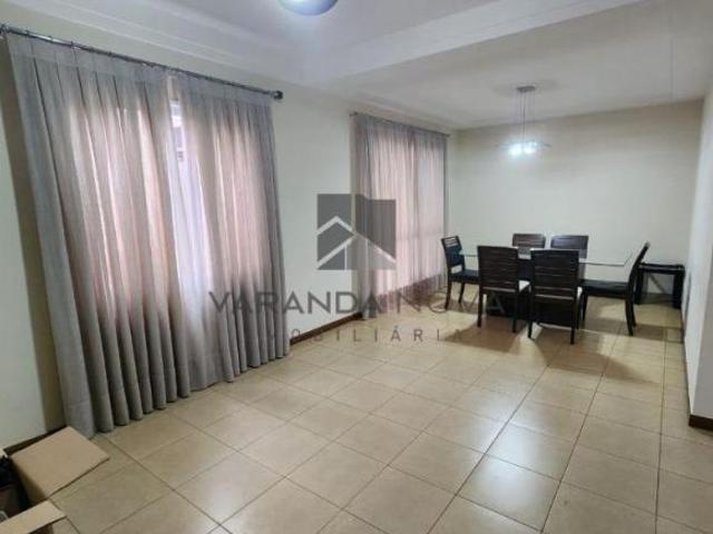 Sobrado com 4 Dormitorios em Condominio Fechado – Recreio das Acacias
