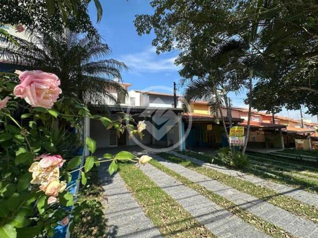 Sobrado com 4 dormitórios em condomínio no bairro Jardim Califórnia, Jacareí SP