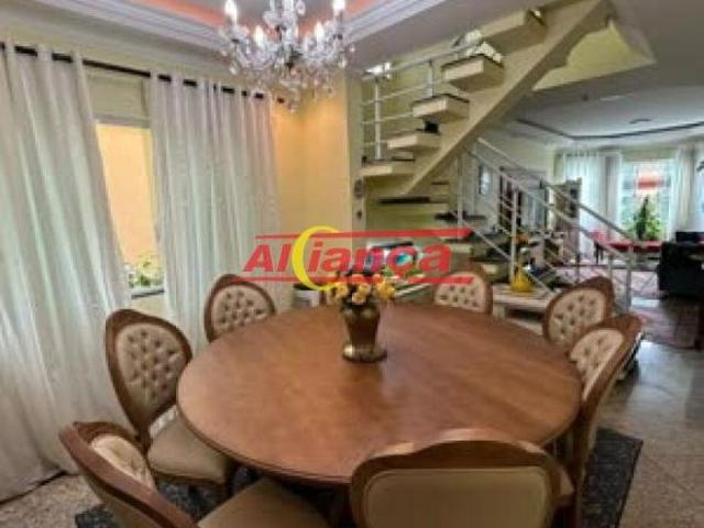 SOBRADO COM 4 DORMITÓRIOS SENDO 1 SUITE A VENDA, 219,22 m² JARDIM SÃO ROBERTO GUARULHOS/SP
