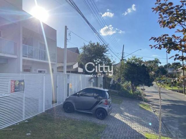 Sobrado com 4 dormitórios 1 suíte 3 vagas garagem à venda, 167 m² por R$ 690.000,00 Bairro Alto