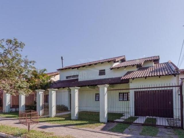 Espetacular casa à venda em Porto Alegre RS, bairro Ipanema, 4 quartos, 2 salas, 273m² de área