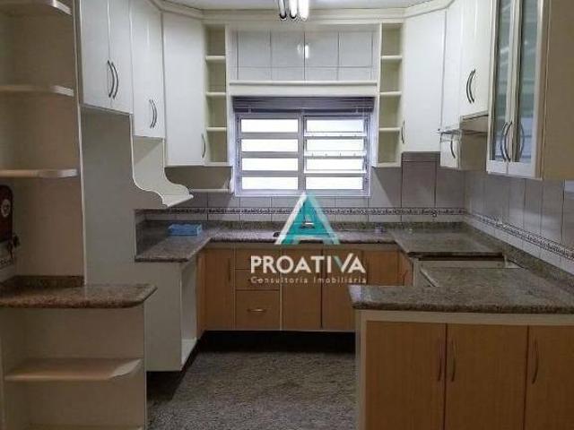 Sobrado com 4 dormitórios à venda, 275 m² Vila Valparaíso Santo André/SP