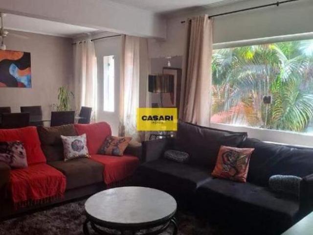 Sobrado com 4 Dormitórios, 2 Suítes, Edícula e Quintal Amplo – 280m²