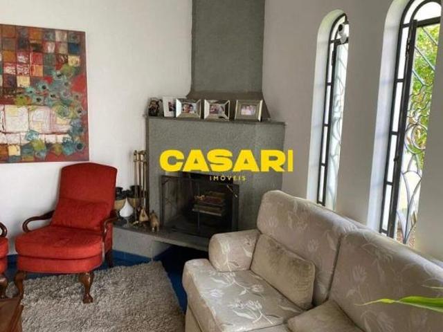 Sobrado com 4 dormitórios, 400 m² venda ou aluguel Vila Bastos Santo André/SP
