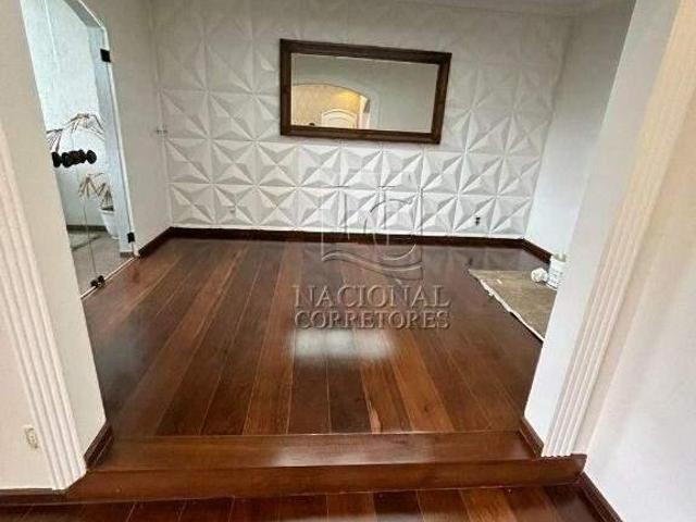 Sobrado com 4 dormitórios, 422 m² Vila Alzira Santo André/SP