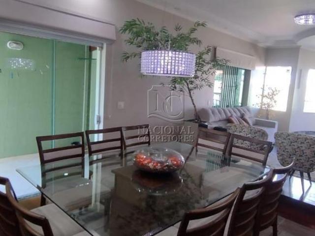 Sobrado com 4 dormitórios, 550 m² Santa Maria Santo André/SP