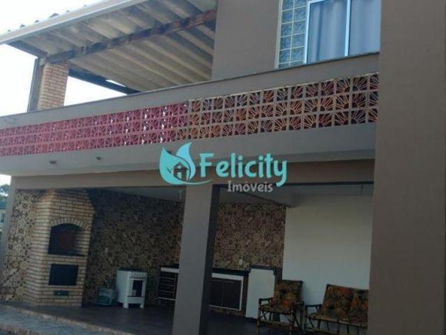 Sobrado com 4 dorms, 1 suíte, 4 vagas, 359m2 na Chácara Inglesa