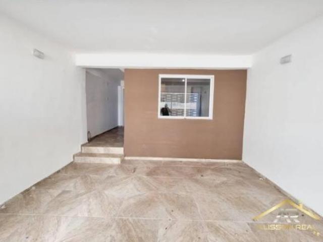 Sobrado com 4 Dorms, 2 Suíte, 2 Vagas Cidade das flores Osasco