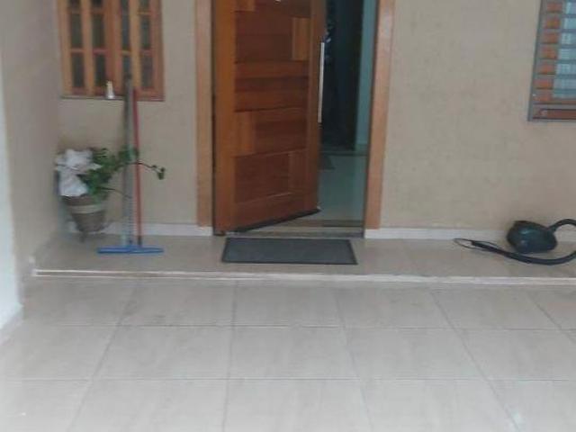 Sobrado com 4 dorms, 2 vagas,no Jardim São Roberto / Paraventi R$ 789.990,00