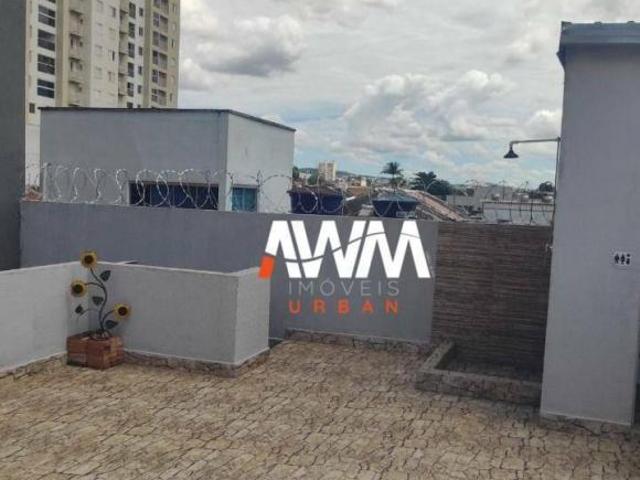 Sobrado com 4 quartos, 1 suítes 251 m² por R$ 550.000