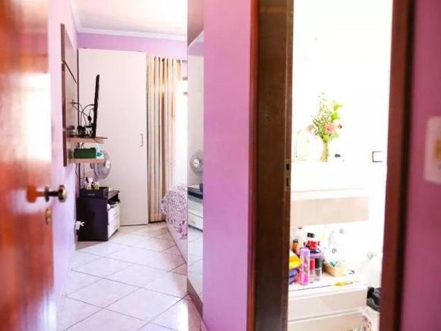 Sobrado com 4 quartos, 246 m² venda por R$ 650.000 ou aluguel por R$ 3.965/mês Vila Camilópolis