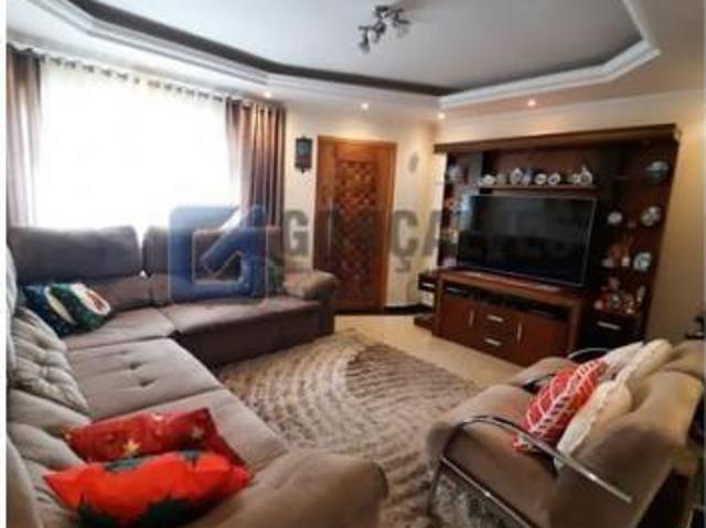 Sobrado com 4 Quartos, 2 Vagas em Nova Petrópolis – SBC