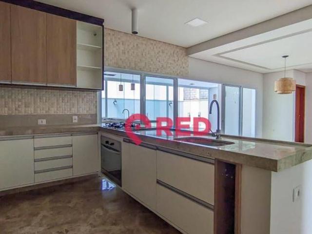 Sobrado com 4 quartos, 440 m² venda por R$ 2.130.000 ou aluguel por R$ 17.500/mês Condominio Gol