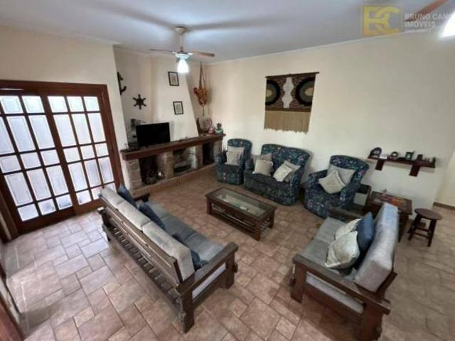 Sobrado com 4 Quartos a 100 metros do Mar à venda Josedy Peruíbe/SP