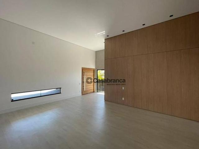 Sobrado com 4 quartos à venda, 400 m² de área útil Alphaville Nova Esplanada 2 Votorantim/SP