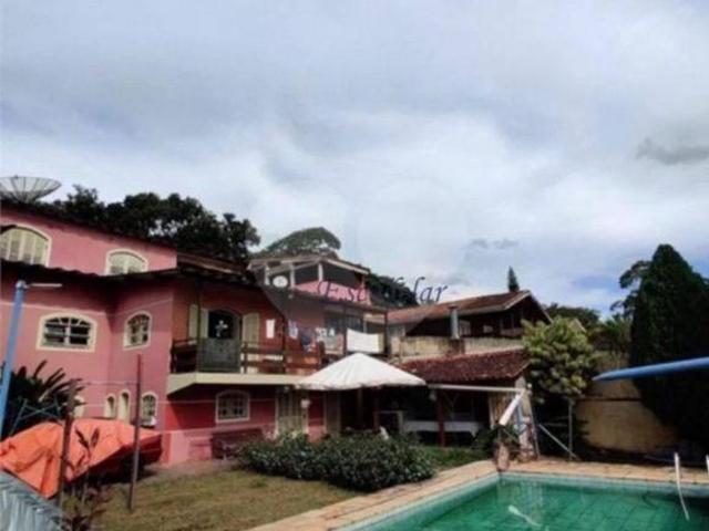 Sobrado com 4 quartos à venda, 486 m² por R$ 1.385.000 Santa Inês Mairiporã/SP