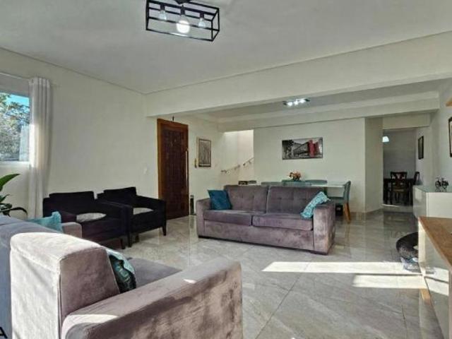 Sobrado com 4 Quartos à venda, 201m² Santa Paula