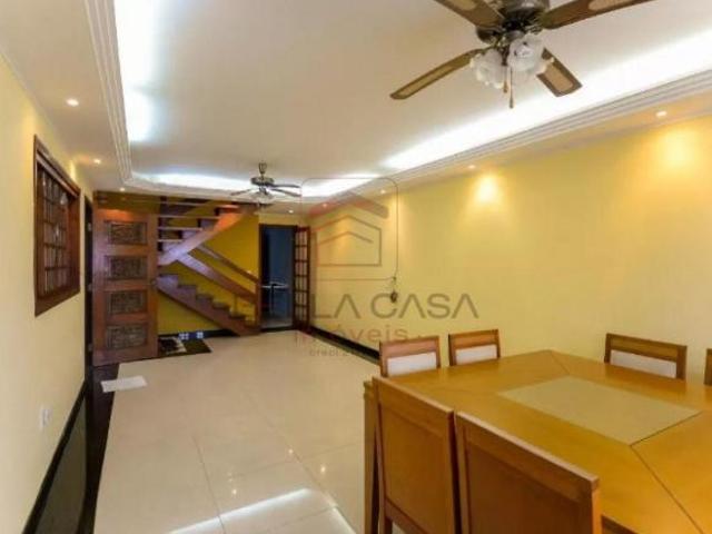 Sobrado com 4 Quartos à venda, 210m² Vila Prudente