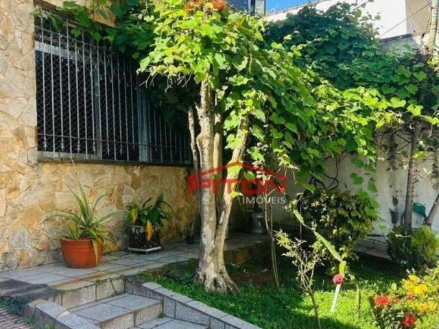 Sobrado com 4 quartos à venda, 225 m² por R$ 700.000 Vila Mesquita São Paulo/SP