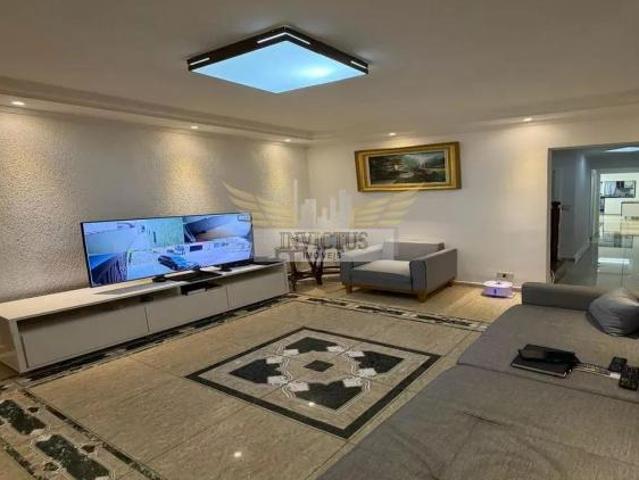 Sobrado com 4 Quartos à Venda, 324m² Jardim Las Vegas, Santo André/SP
