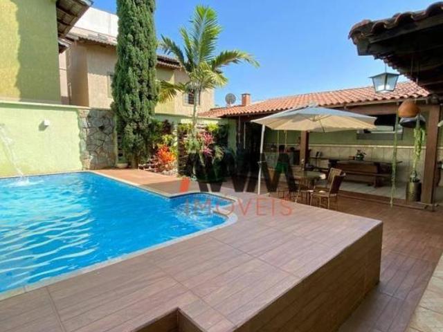 Sobrado com 4 Quartos à venda, 328 m² por R$ 1.190.000 Jardim América Goiânia/GO